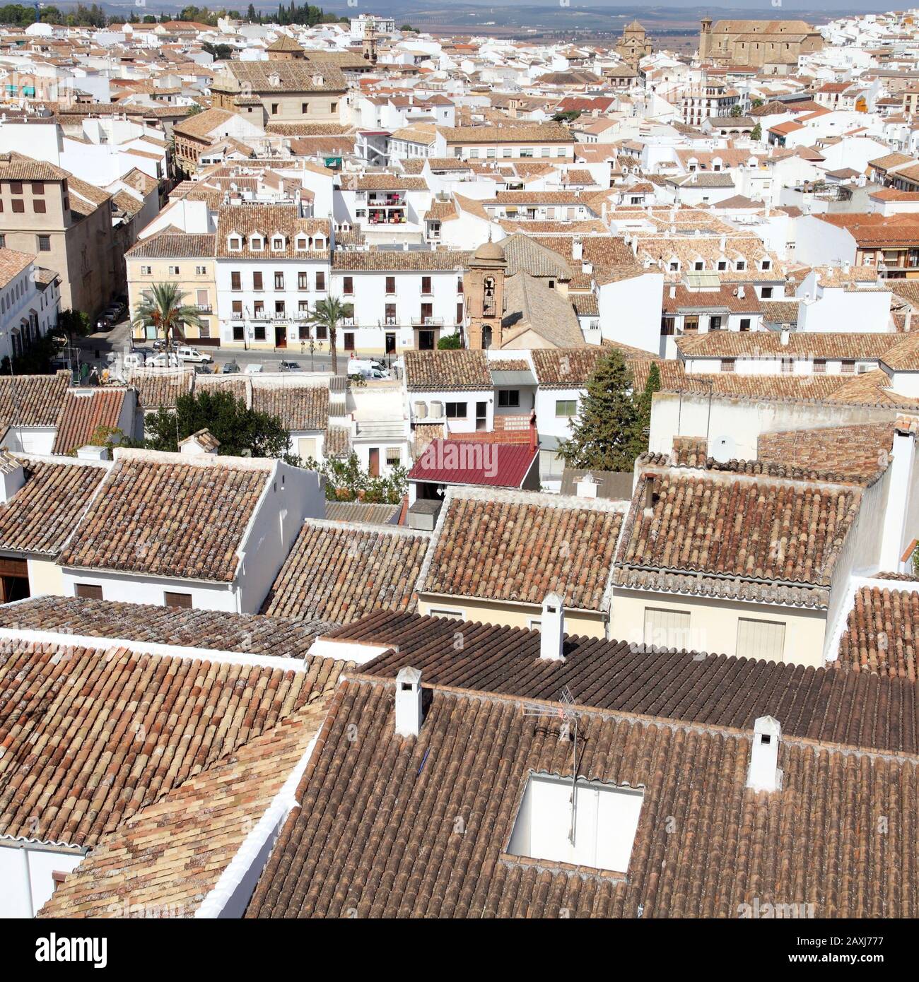 Spanish town square hi-res stock photography and images - Alamy