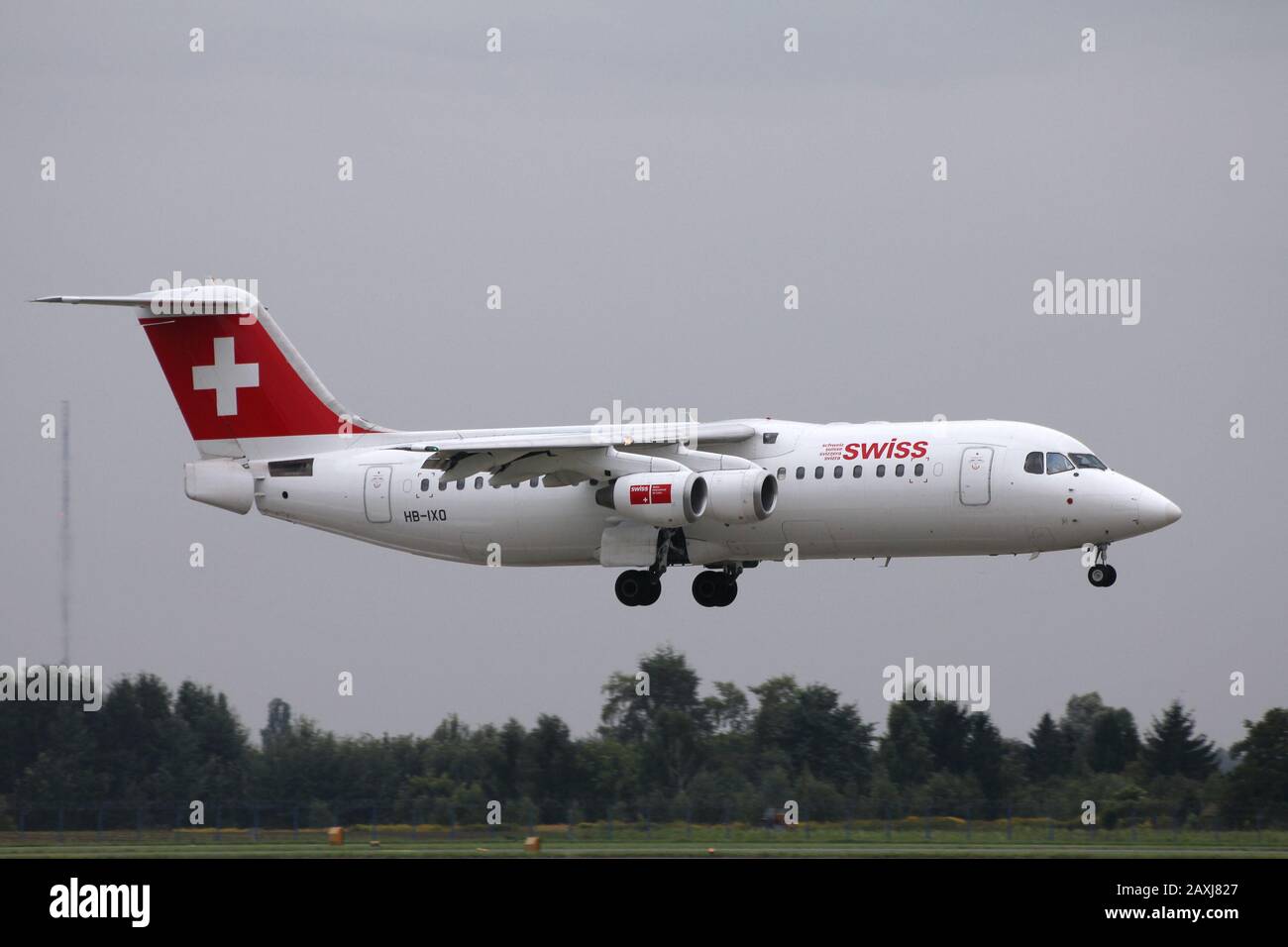 Swiss avro rj100 hi-res stock photography and images - Alamy