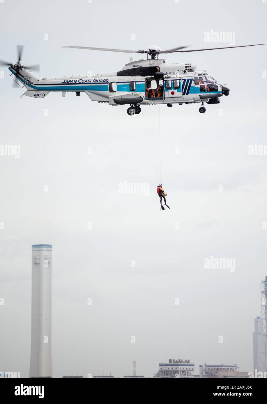 Japan coast guard sea rescue hi-res stock photography and images - Alamy