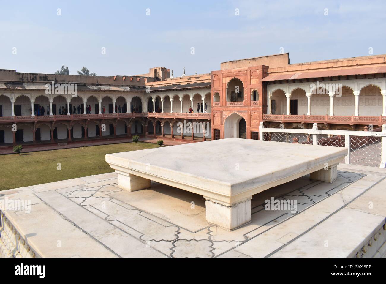 Marble throne of Shah Jahan, Agra Fort, Uttar Pradesh state in India ...
