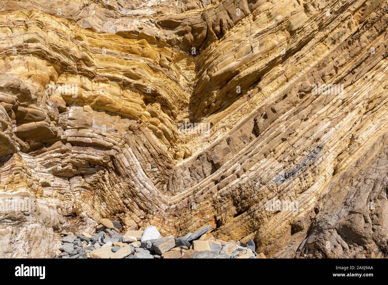 Cliff layers hi-res stock photography and images - Alamy