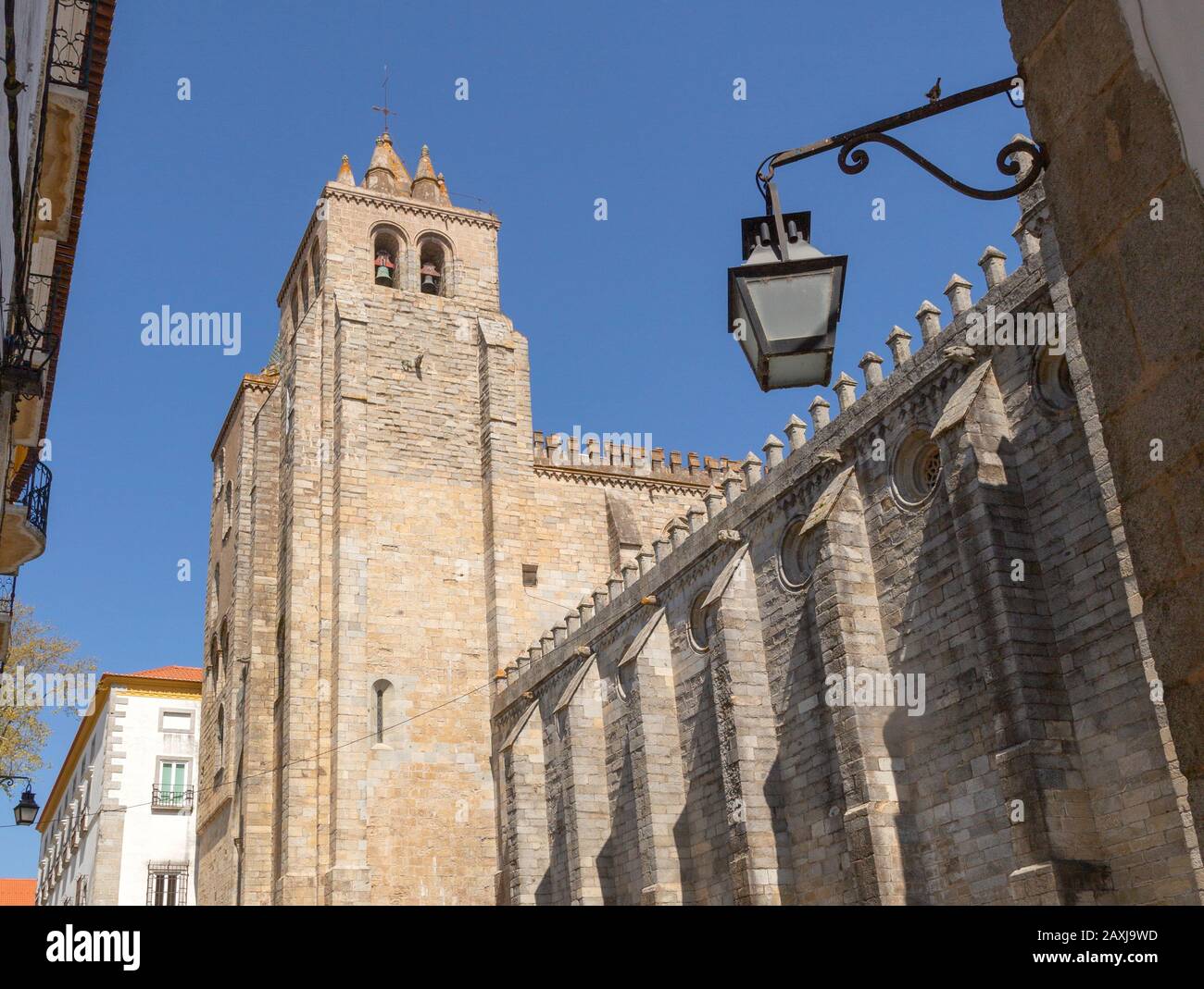 Historic Roman Catholic cathedral church of Évora, Sé de Évora, in the ...