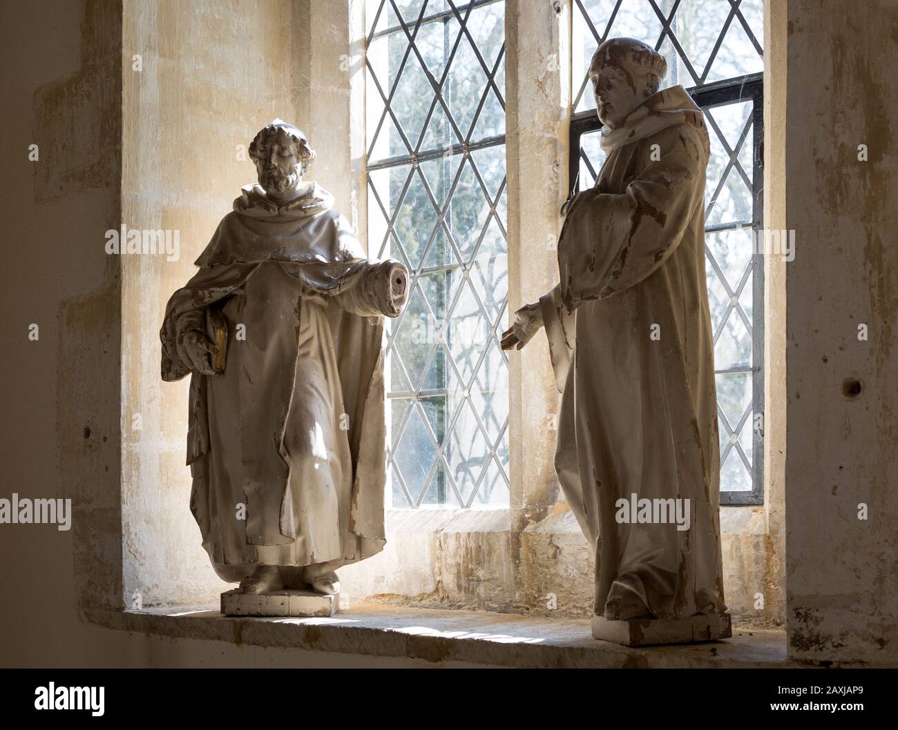 Statue of two monks hi-res stock photography and images - Alamy
