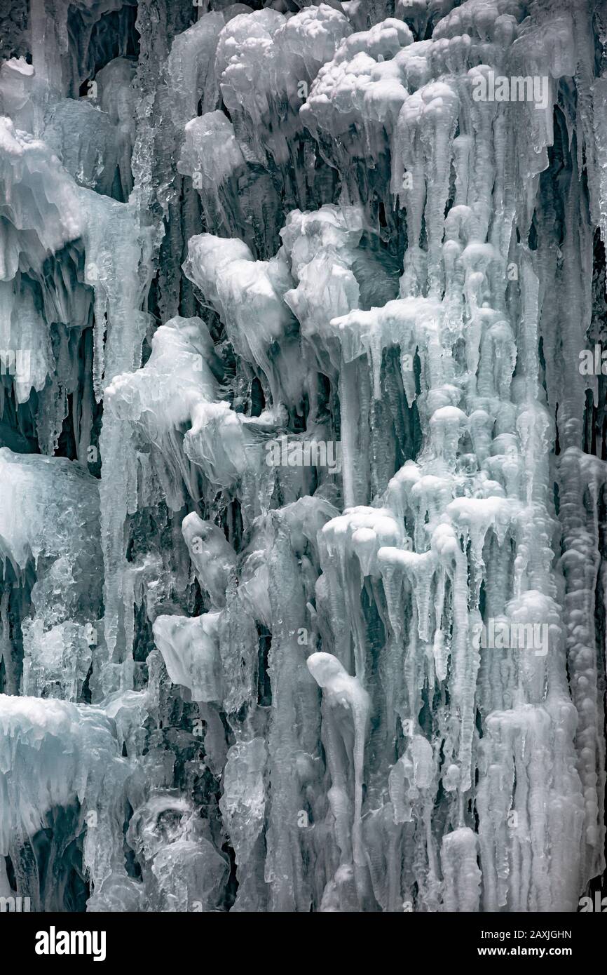 Frozen wall fridge hi-res stock photography and images - Alamy