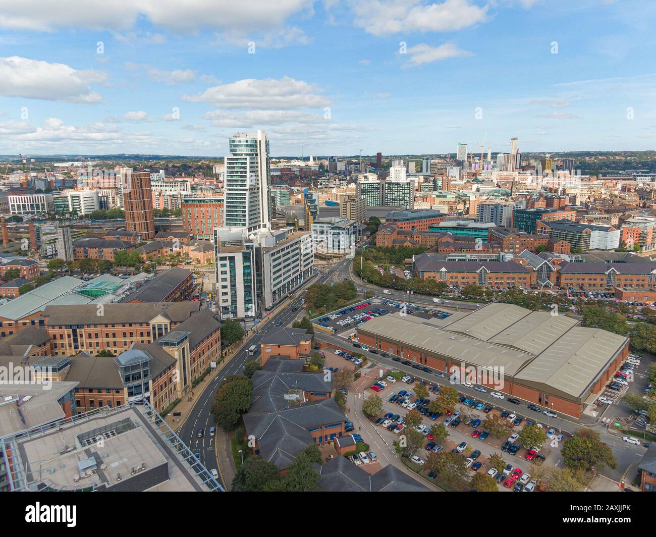 Aerial view of leeds city centre hi-res stock photography and images ...