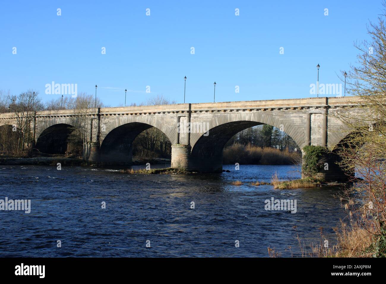 Semi elliptical hi-res stock photography and images - Alamy