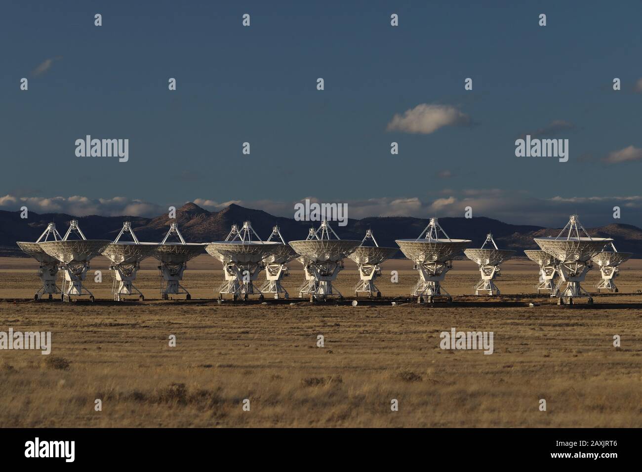 Very Large Array satellite dishes t in New Mexico, USA Stock Photo - Alamy