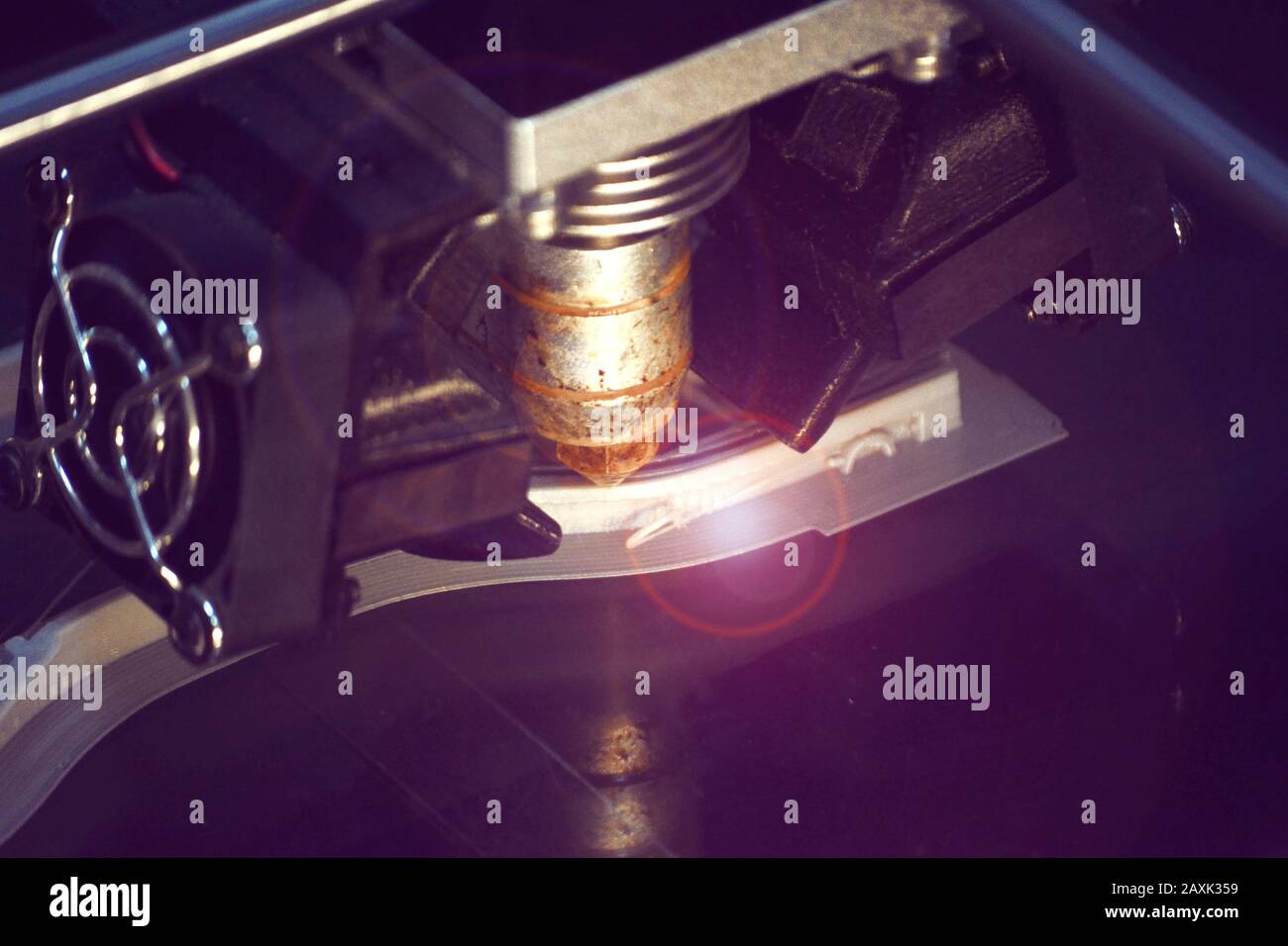 3D printer print isolated objects on mirror reflective surface close-up ...