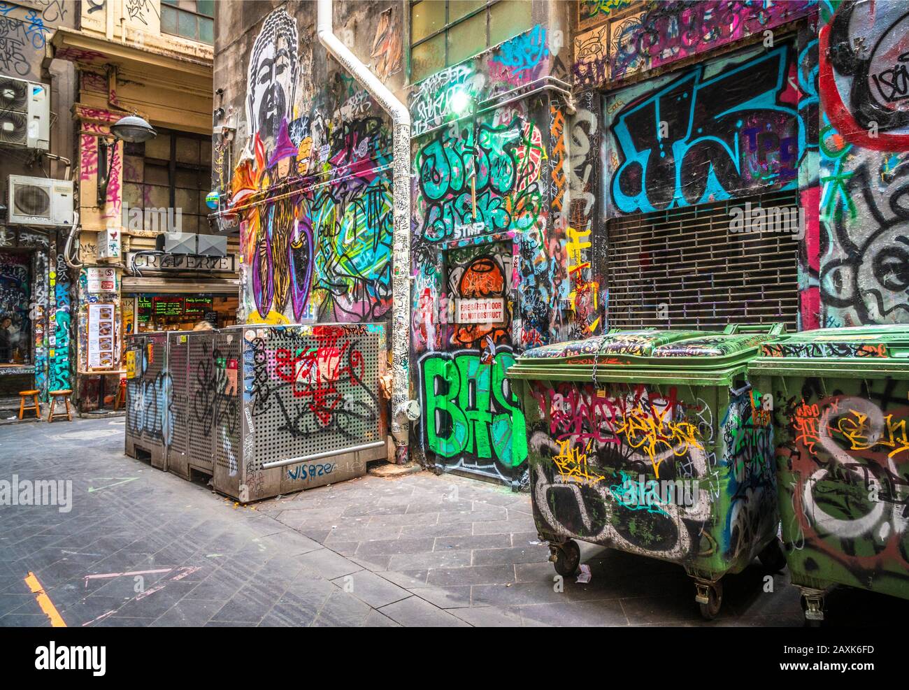 Run down wall with colourful graffiti hi-res stock photography and ...