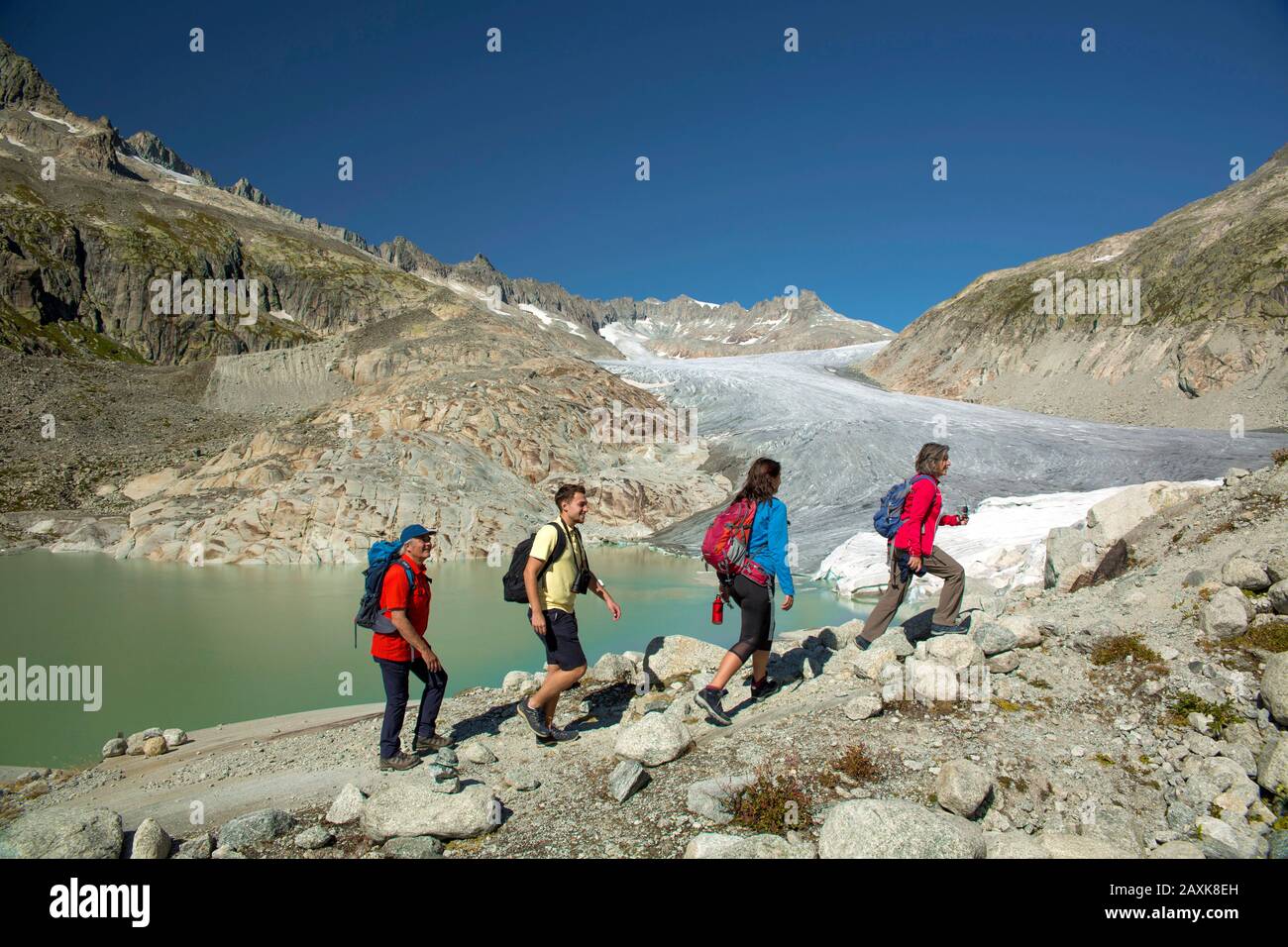 Wandern beim Rhonegletscher am Furkapass Stock Photo - Alamy