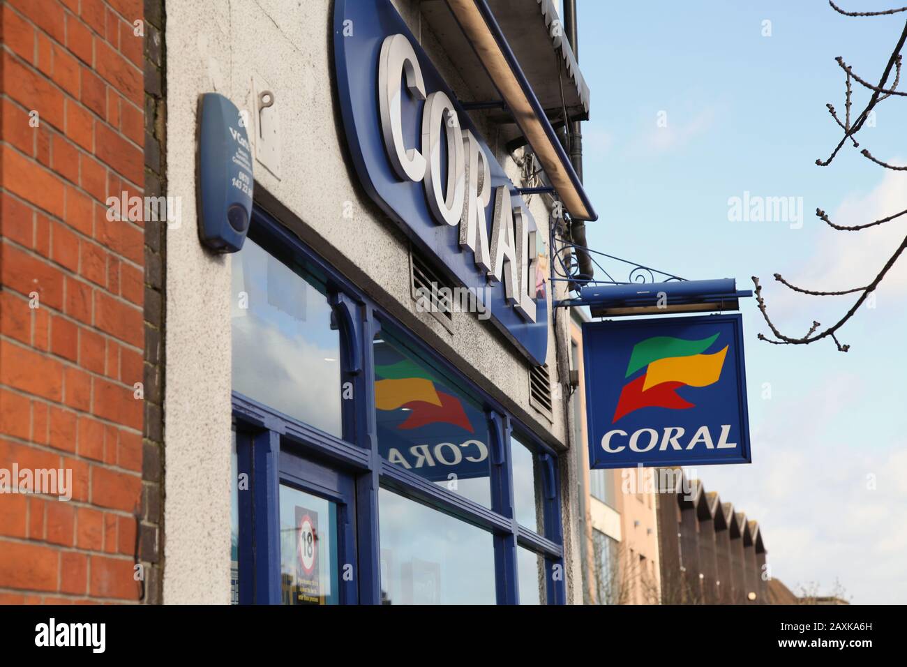 Coral bookmakers store hi-res stock photography and images - Alamy