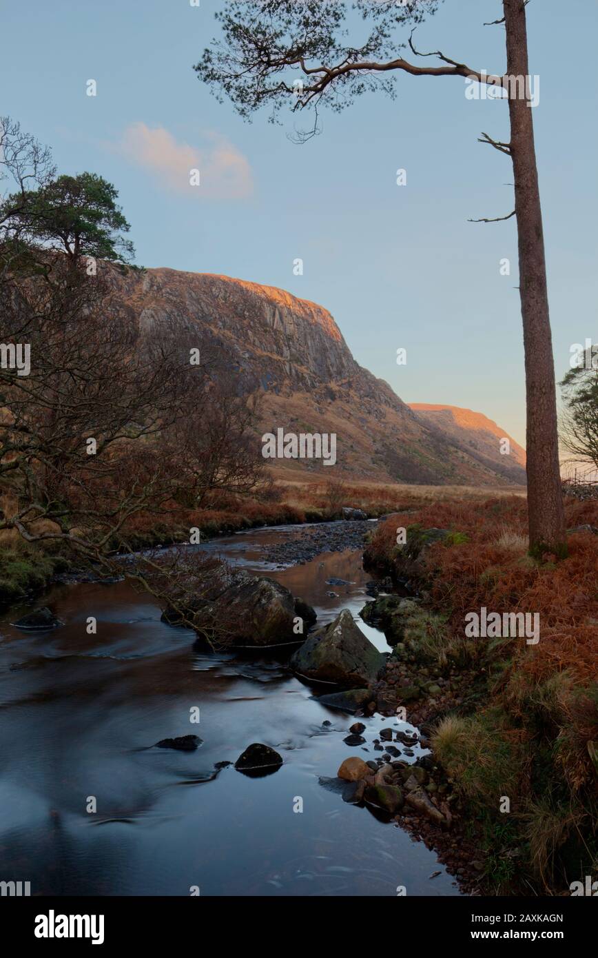 Derryveagh mountains glenveagh national hi-res stock photography and ...