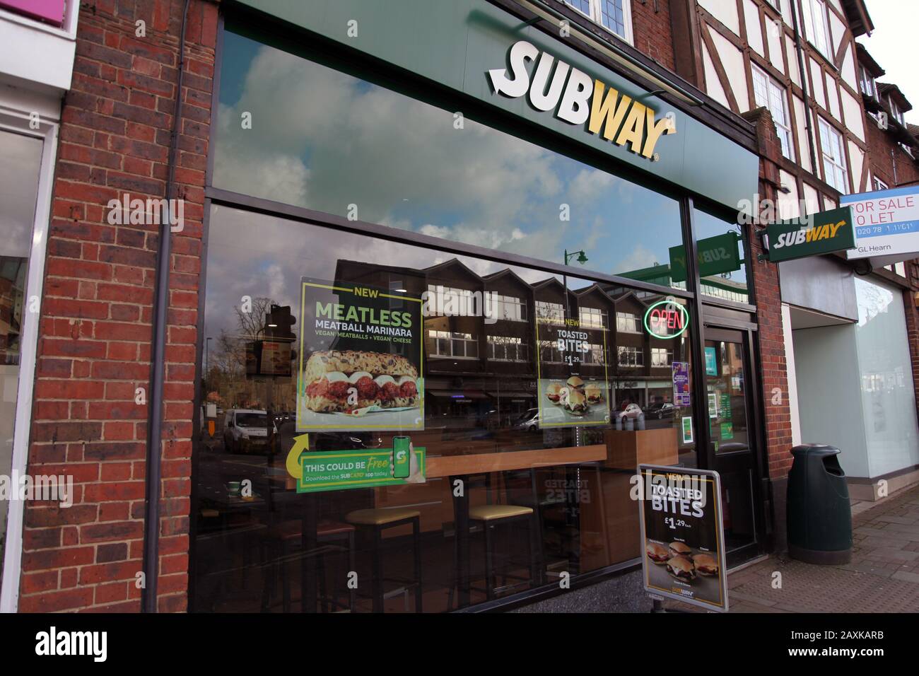 Front subway hi-res stock photography and images - Alamy