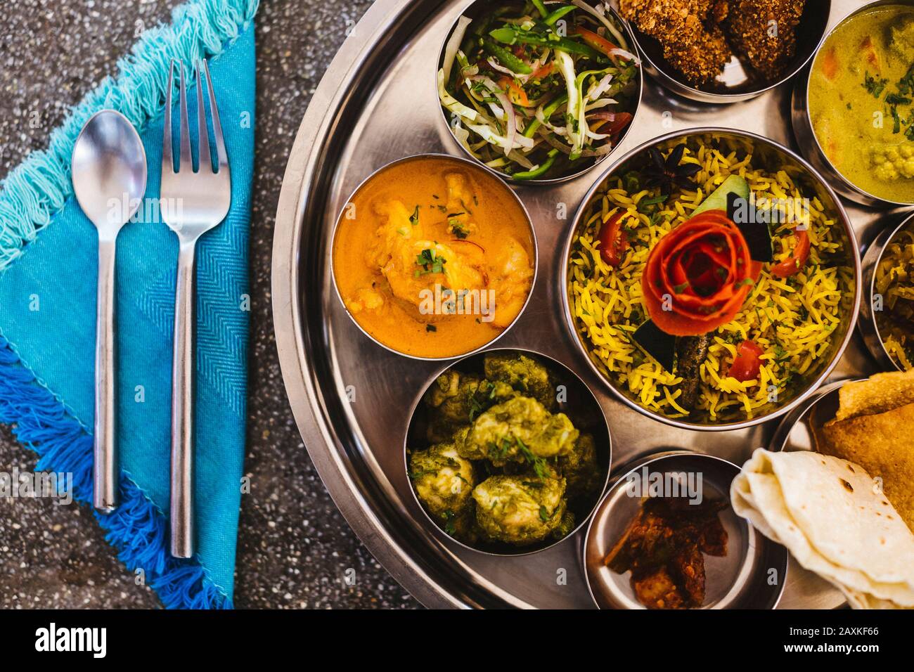 Indian lunch hi-res stock photography and images - Alamy