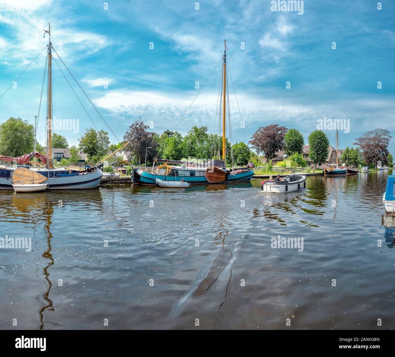 Farmhouse and sailingboats in a canal, Rijpwetering, Zuid-Holland ...