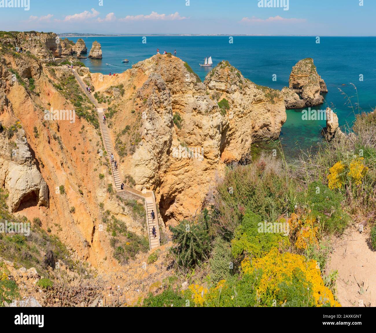 Praia do Camilo, Miradouro da Ponta da Piedade, Lagos, Portugal Stock ...