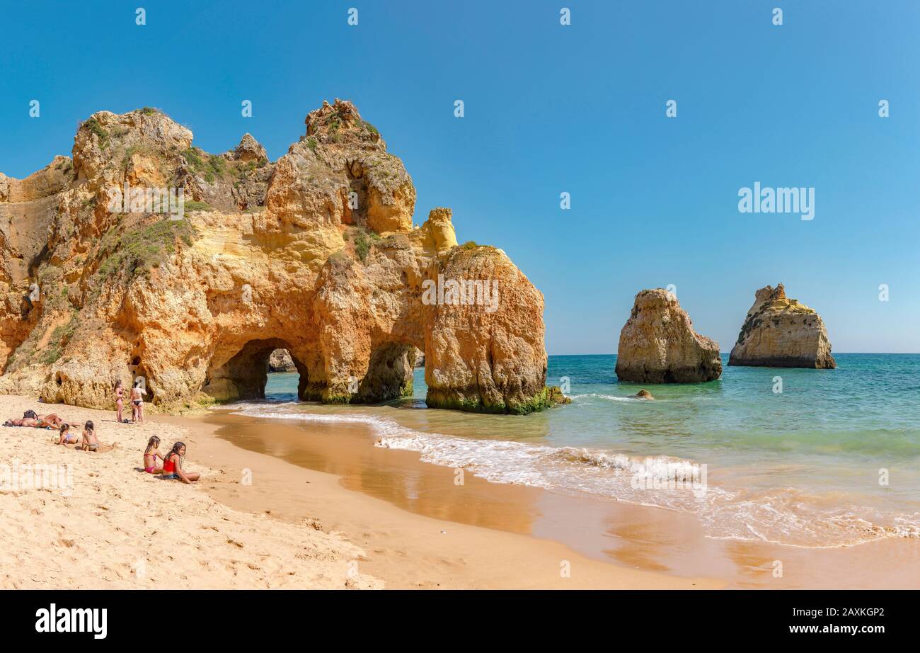 Praia da Prainha, Alvor, Portugal Stock Photo - Alamy