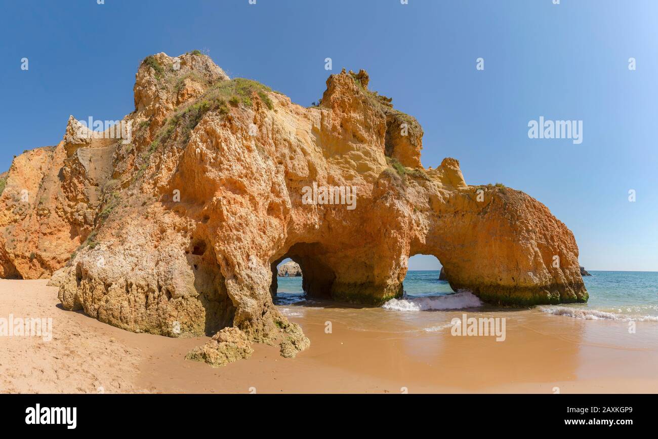 Praia da Prainha, Alvor, Portugal Stock Photo - Alamy