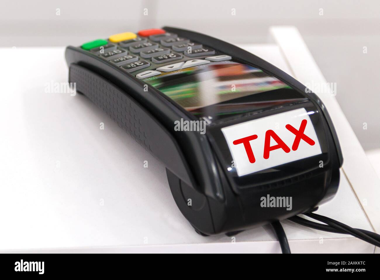 Payment transaction tax paying hi-res stock photography and images - Alamy
