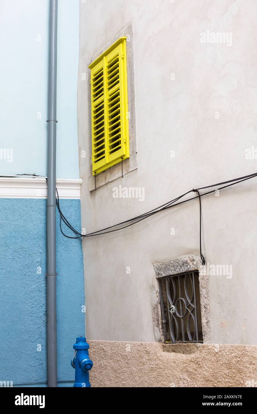 Street scene in Cres/Croatia Stock Photo - Alamy