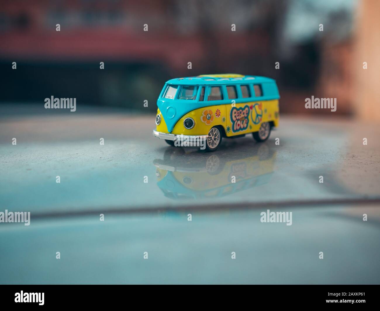 Peace bus hi-res stock photography and images - Alamy