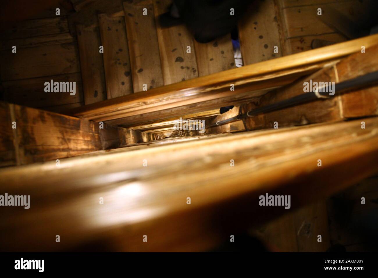 Never ending stairs down to the center of the earth Stock Photo - Alamy