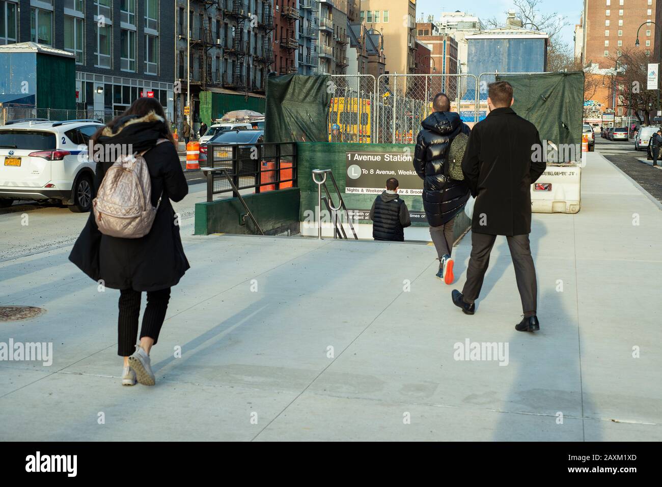 Train on new east hi-res stock photography and images - Alamy