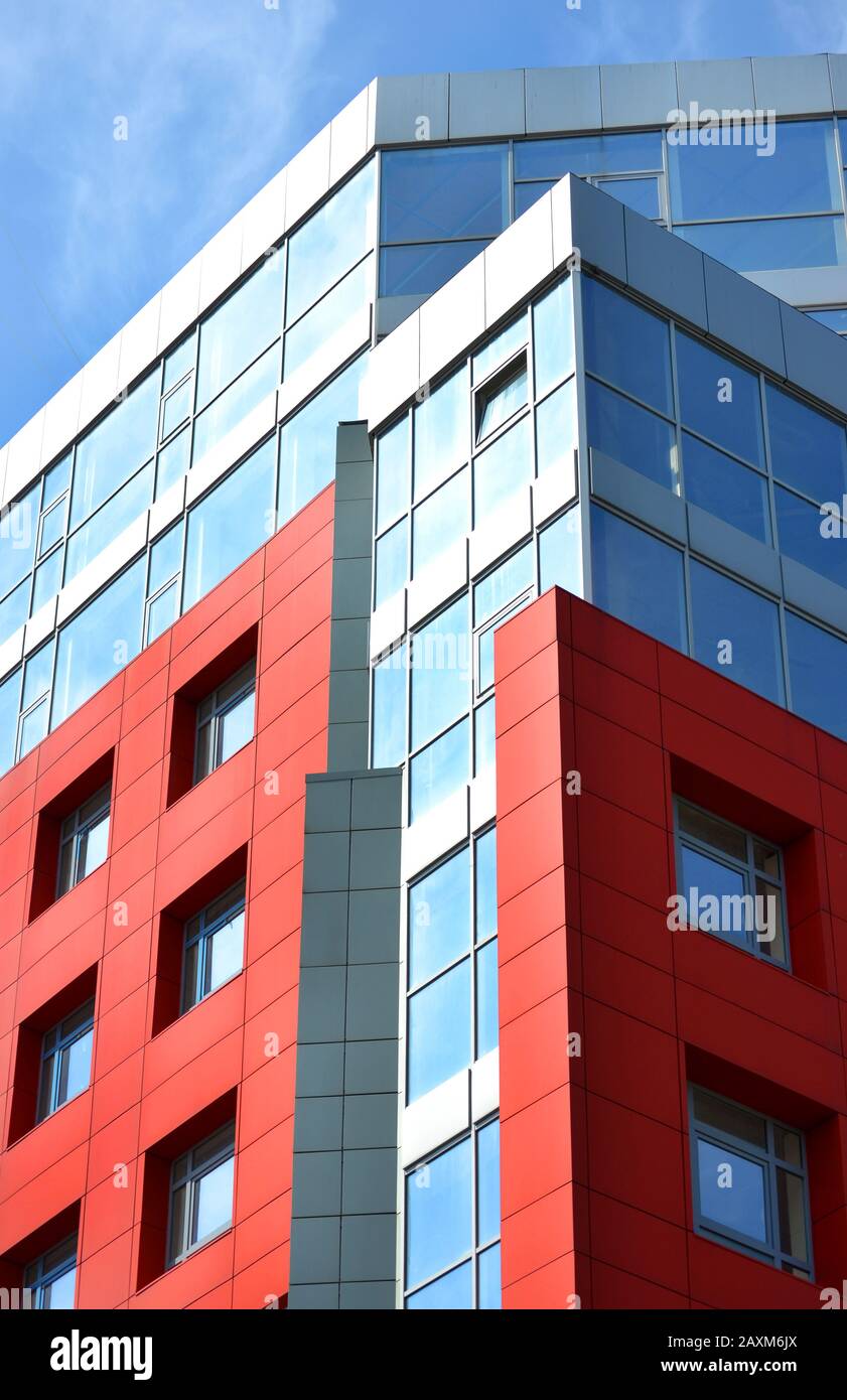 Blue and red buildings hi-res stock photography and images - Alamy