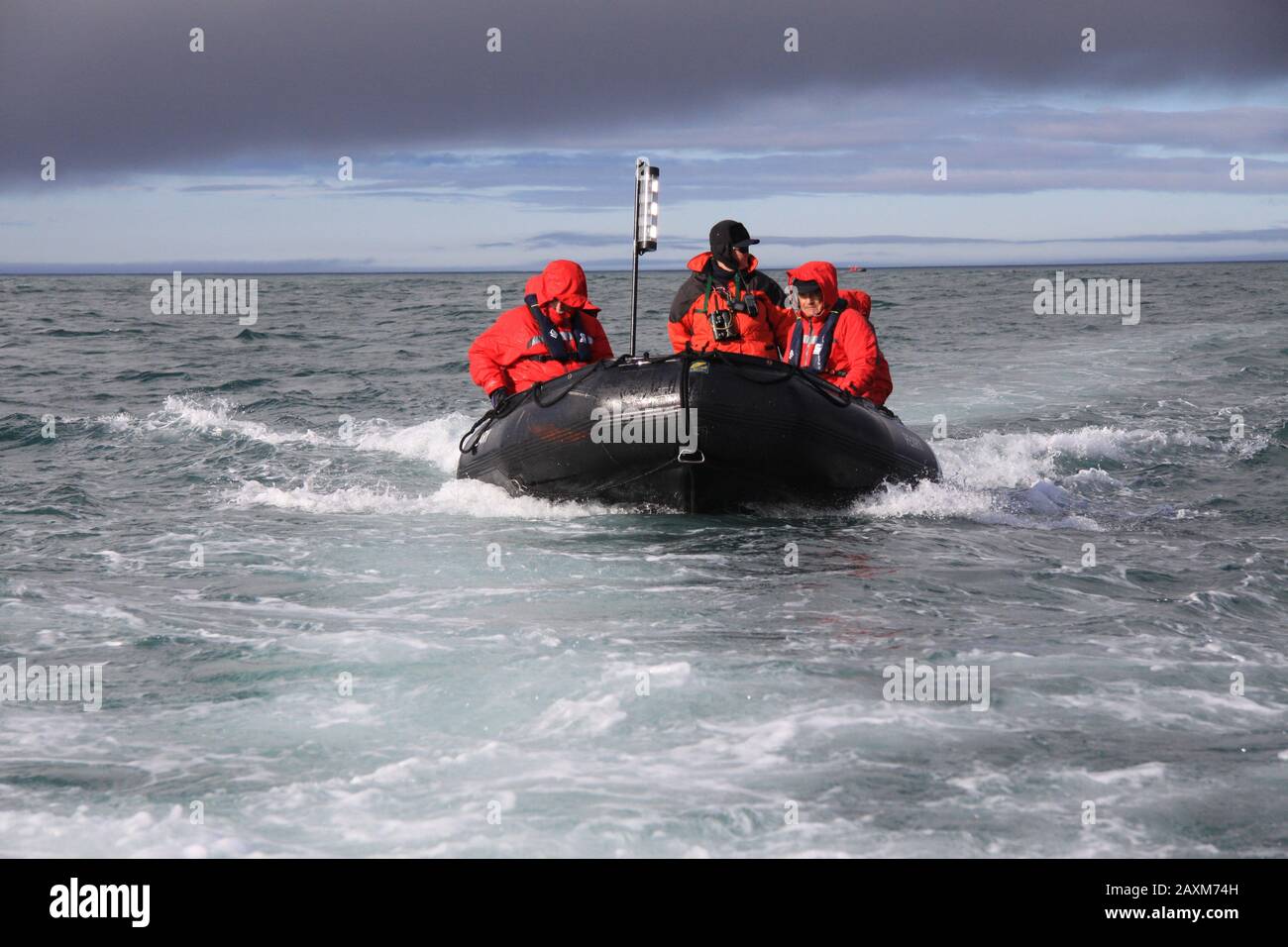 Zodiac dinghy landing hi-res stock photography and images - Alamy