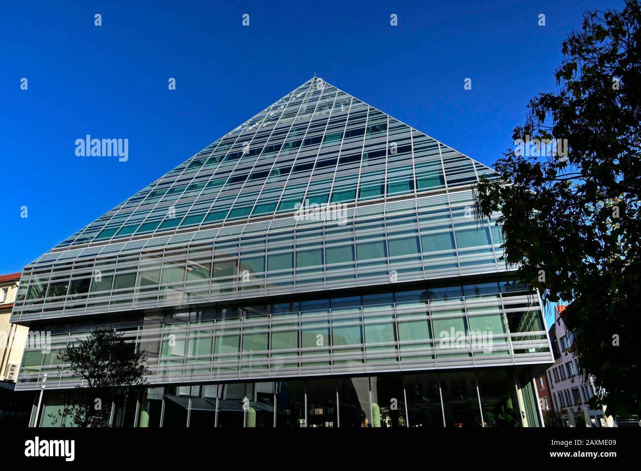 Pyramid of the new city library hi-res stock photography and images - Alamy