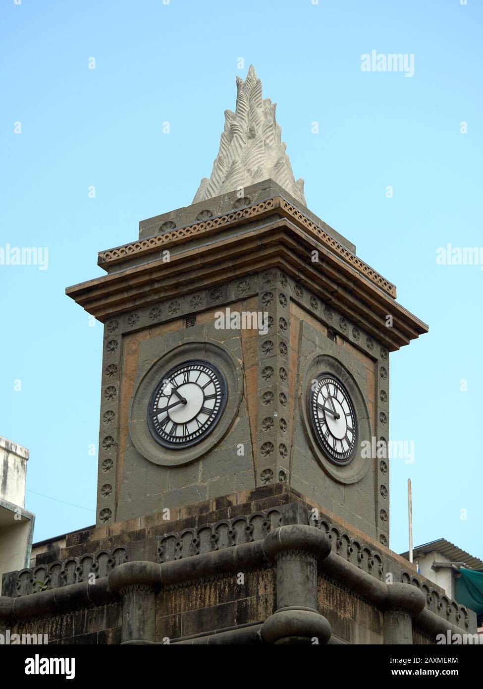 Parsi Bomonjee Hormarjee Wadia Clock Tower (1880), Bazaar Gate Street ...