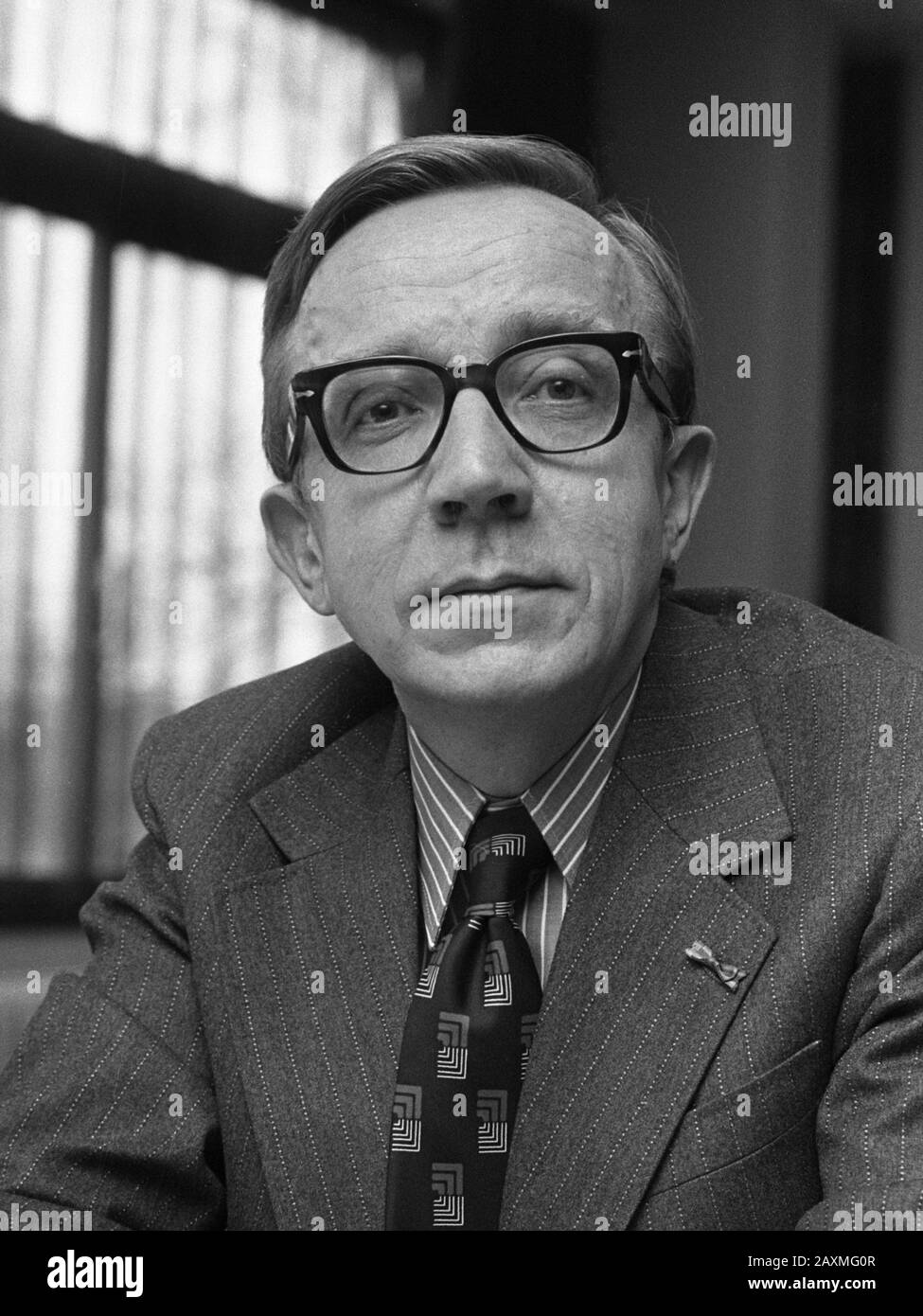 Cardiology clinic at Wilhelmina Hospital, prof. D. Durrer (ch. Division ...