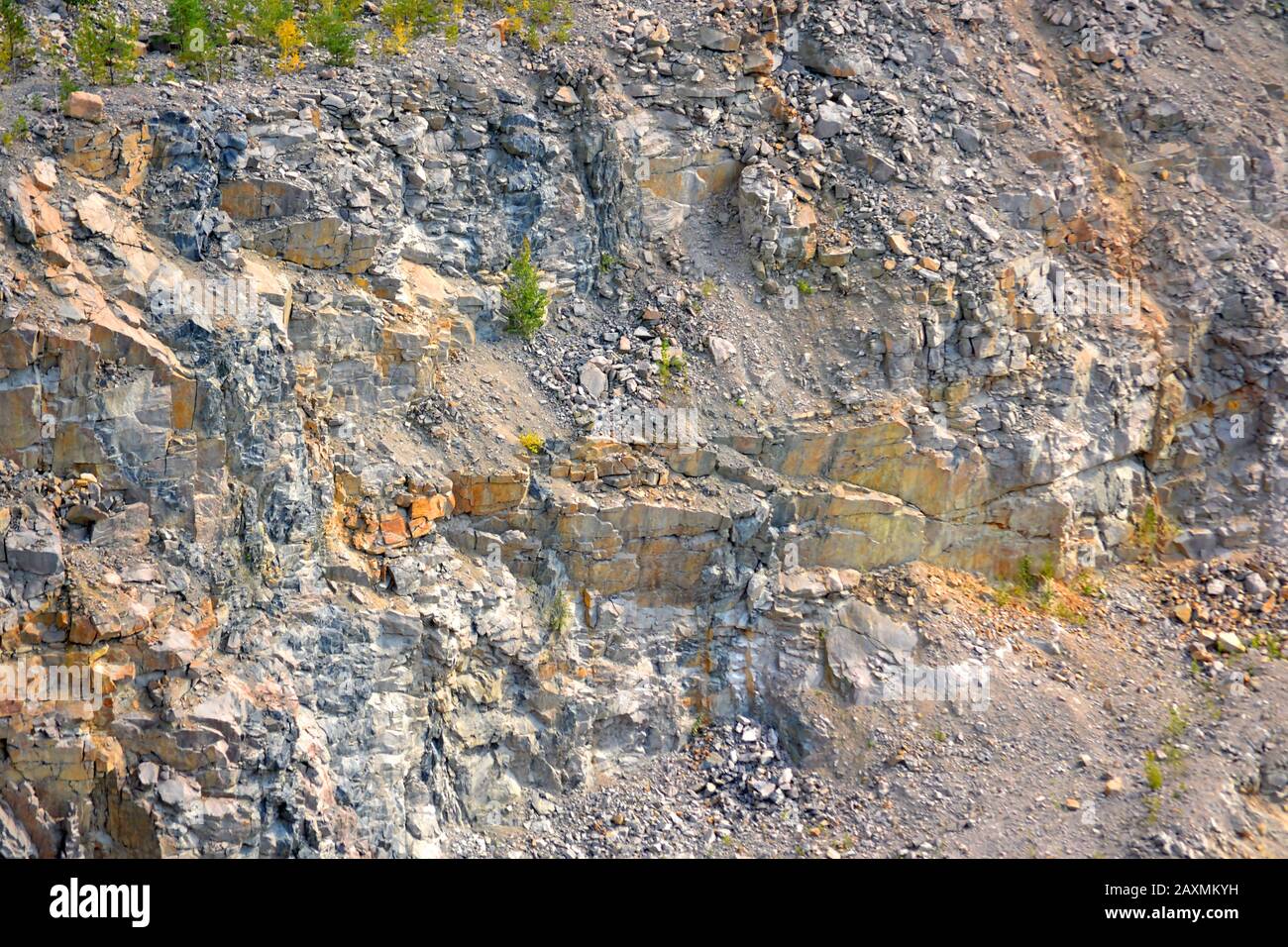 Quarry stone wall texture hi-res stock photography and images - Alamy