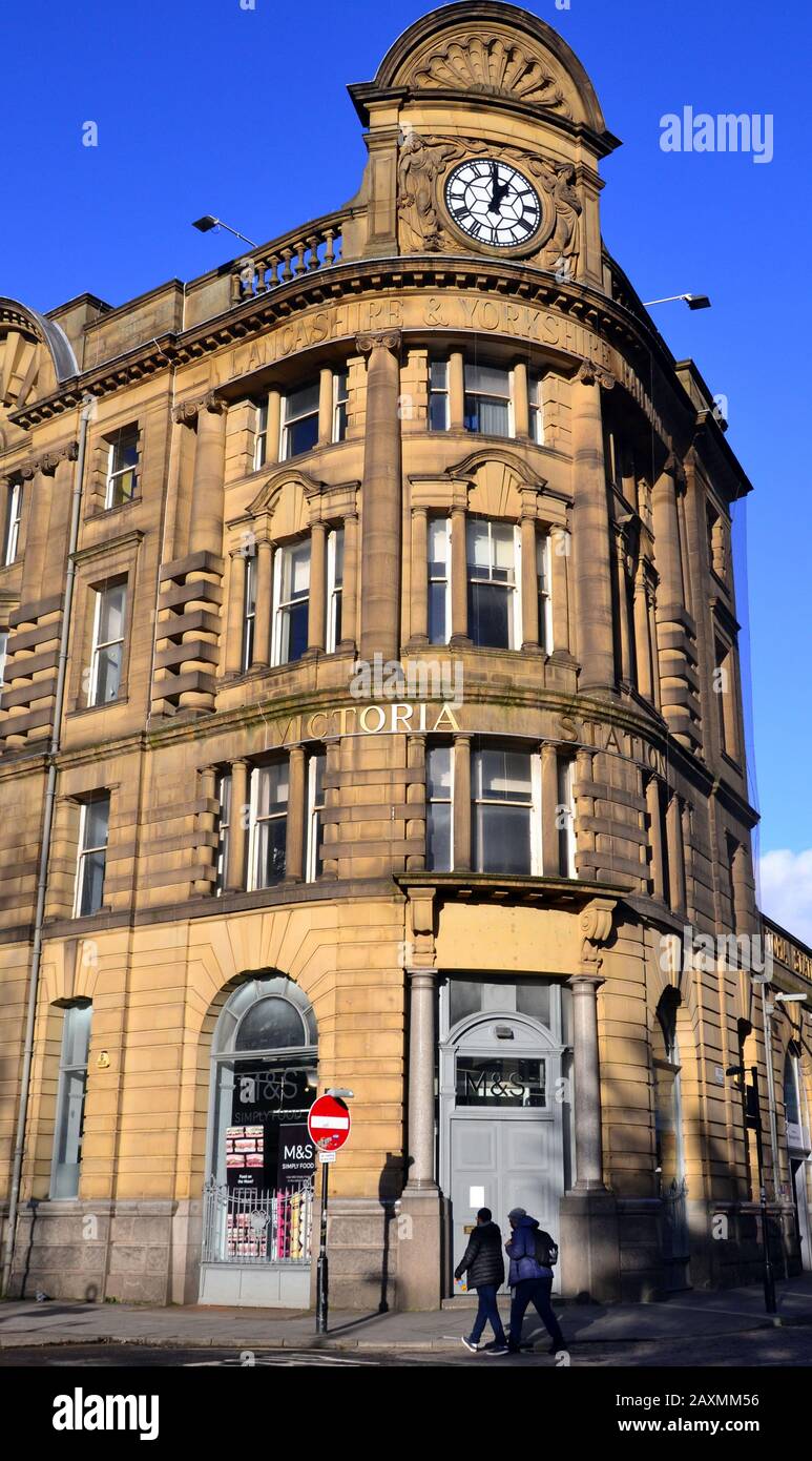 Manchester victoria metrolink station hi-res stock photography and ...