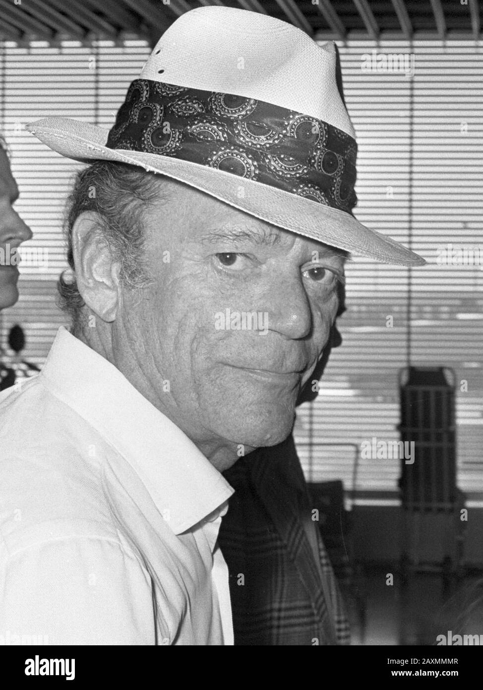 Eddie constantine hi-res stock photography and images - Alamy