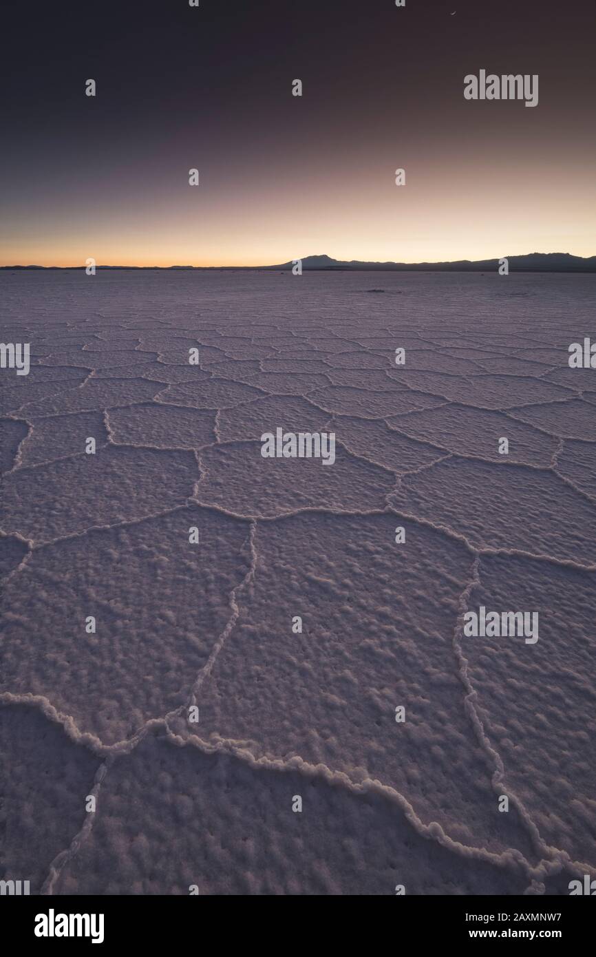 Mirror structures hi-res stock photography and images - Alamy