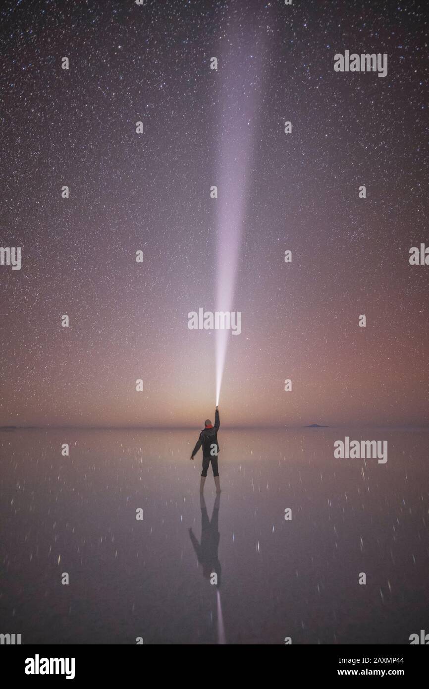 Man under water hi-res stock photography and images - Alamy