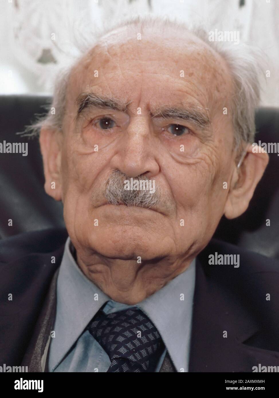 Old politician Dr. W. Drees is July 5 upcoming 95 years.; dr. W. Drees ...