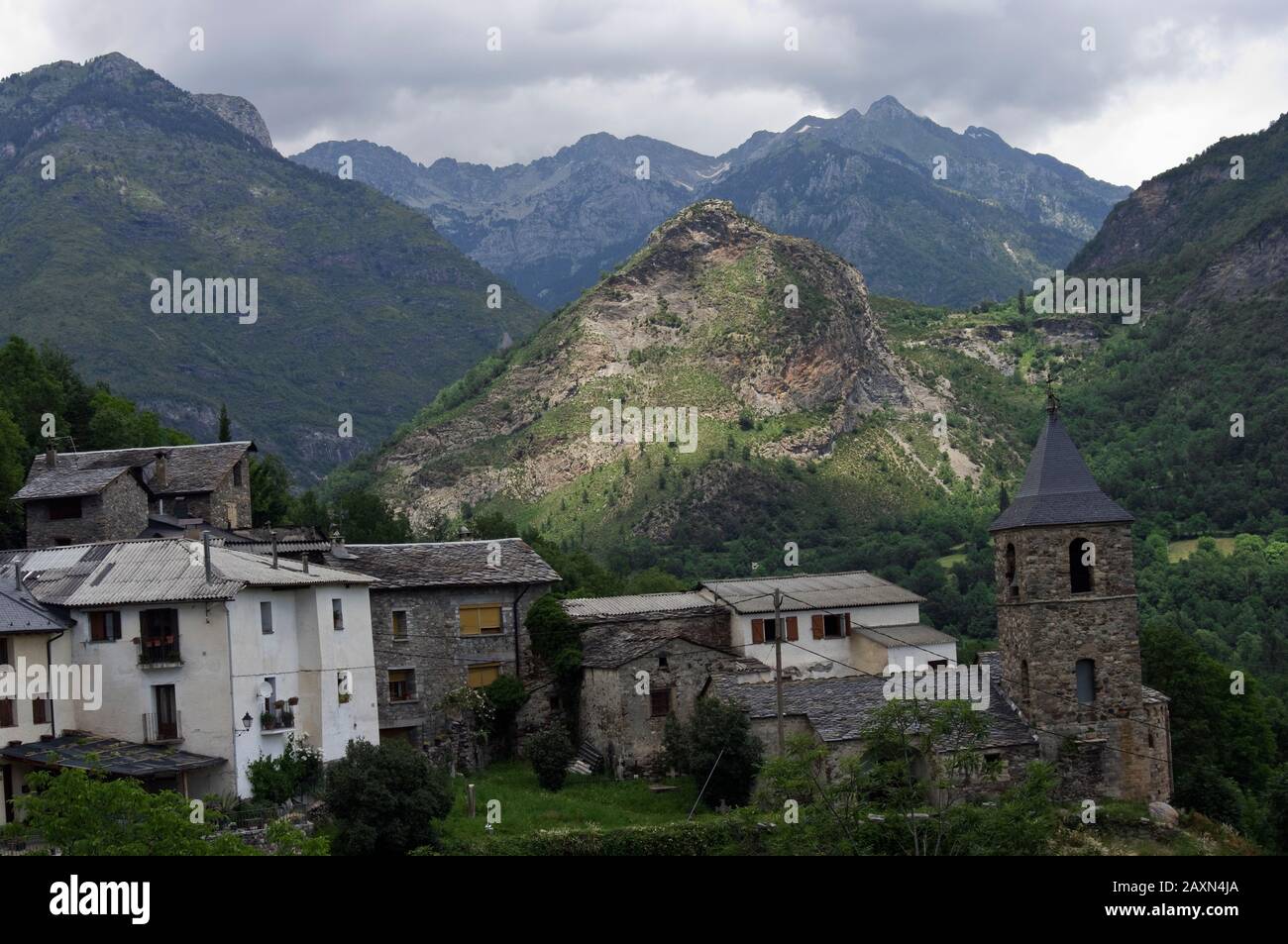 Benasque valley huesca hi-res stock photography and images - Alamy