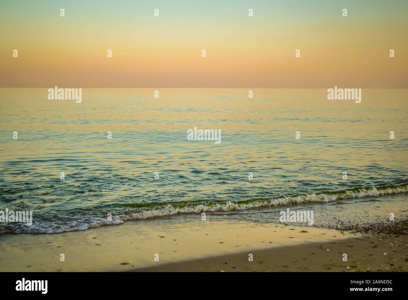 Sea waves on beautiful morning hi-res stock photography and images - Alamy