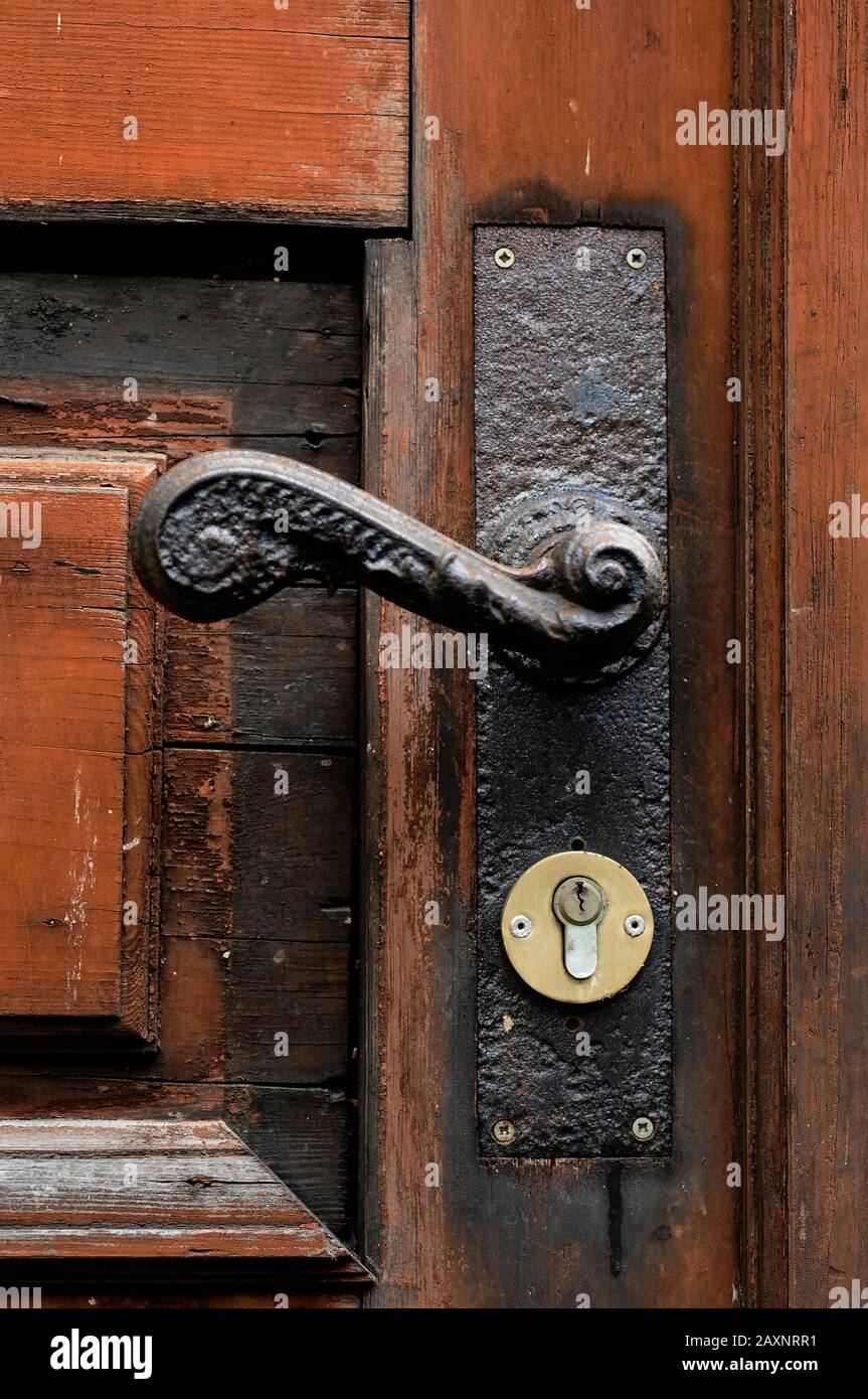Door, handle, wooden door, lock Stock Photo - Alamy Door, handle, wooden door, lock Stock Photo - Alamy