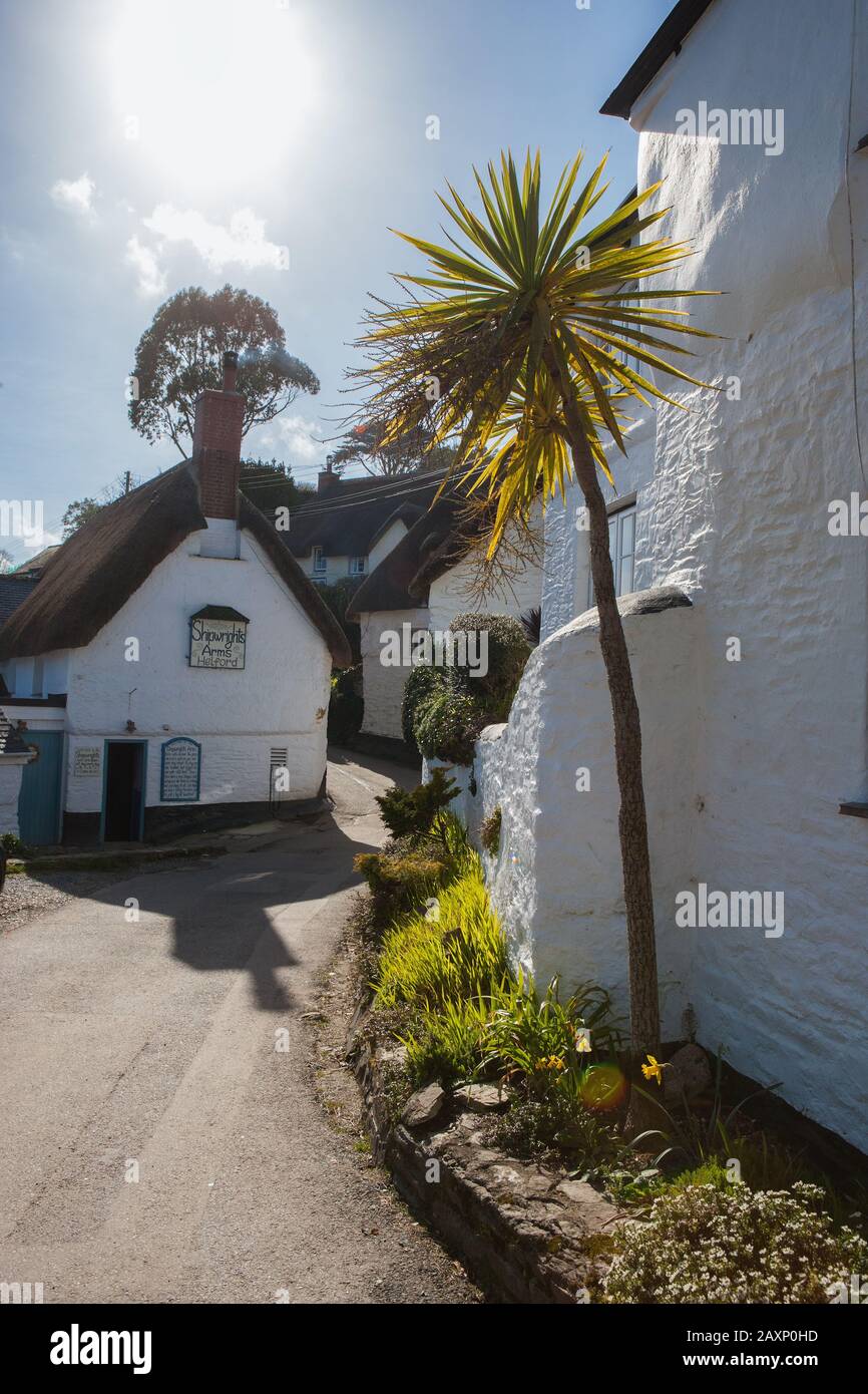 The village of Helford, Cornwall Stock Photo - Alamy