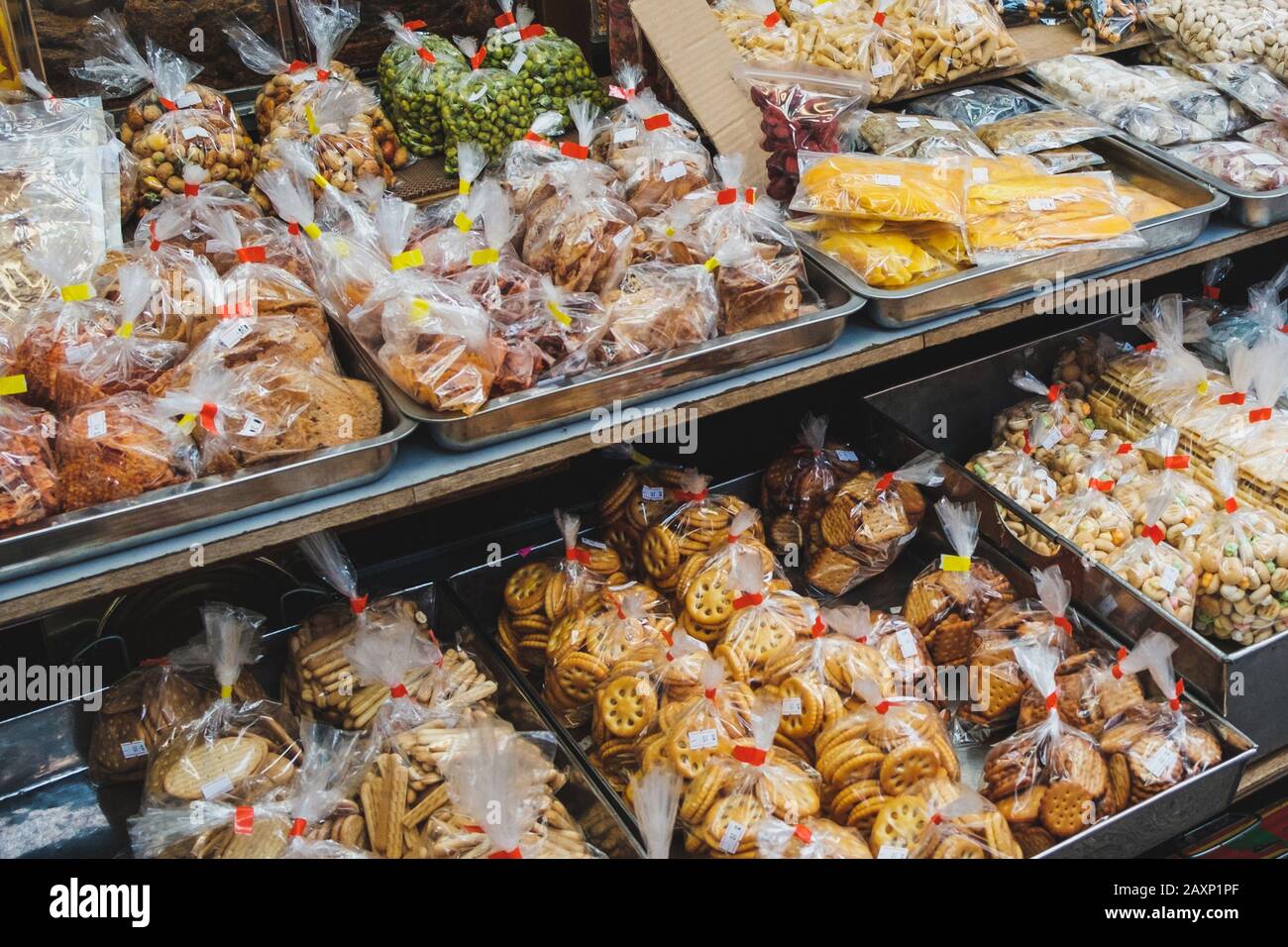 Chinese biscuits hi-res stock photography and images - Alamy