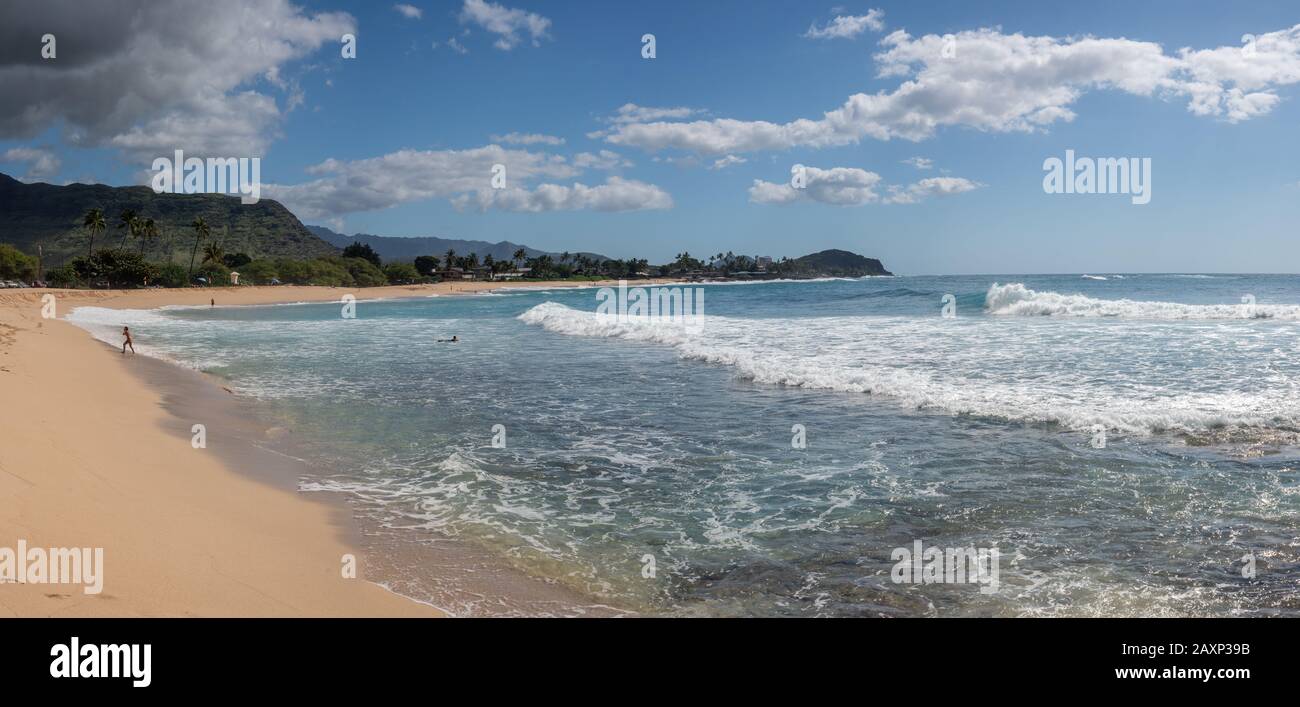 Makaha park hi-res stock photography and images - Alamy