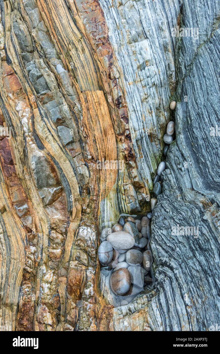 Pebbles and rock structure to Costa Verde, Spain, Playa del Silencio ...