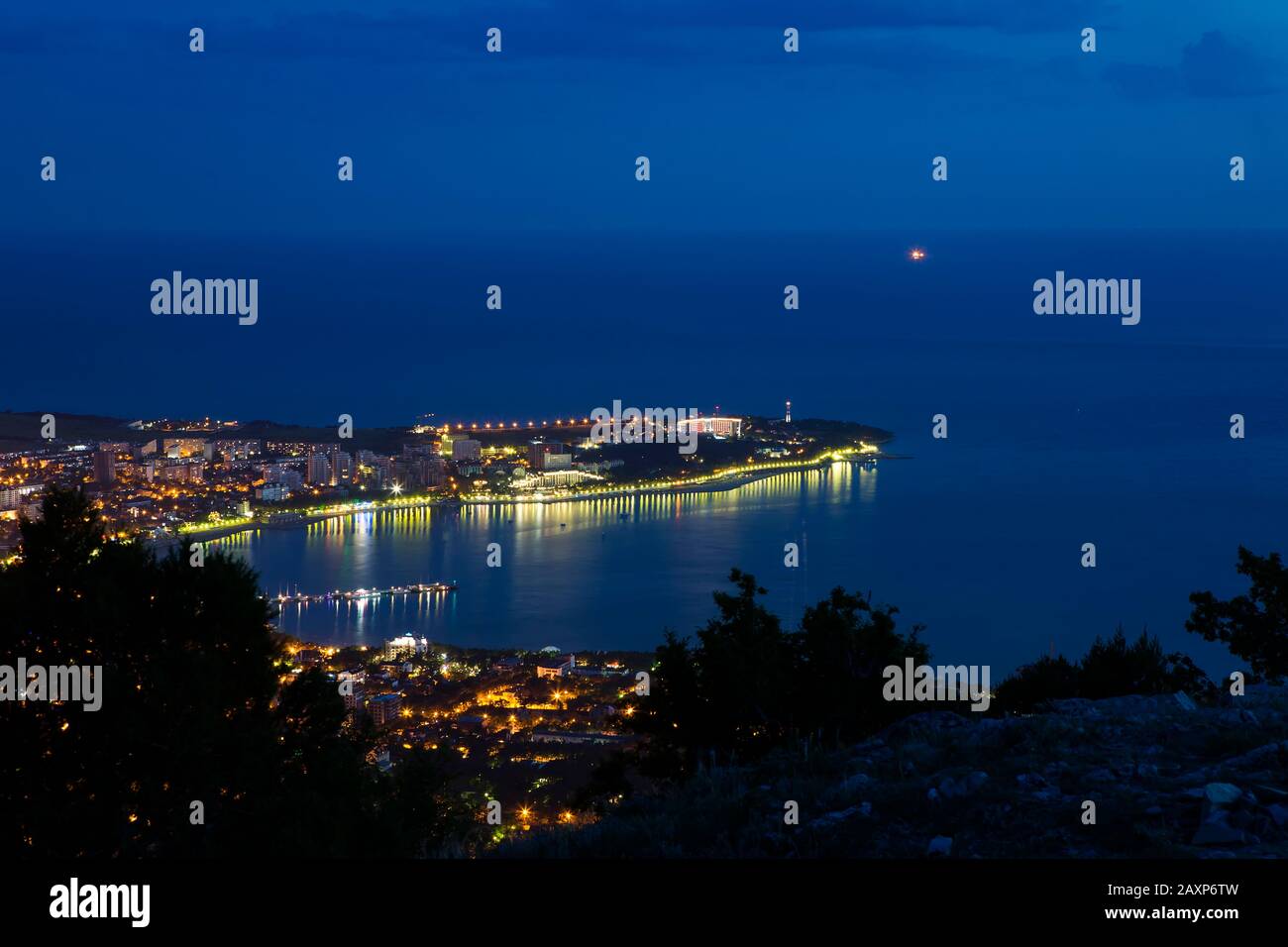 Gelendzhik Bay, Thick Cape and Gelendzhik lighthouse in the evening ...
