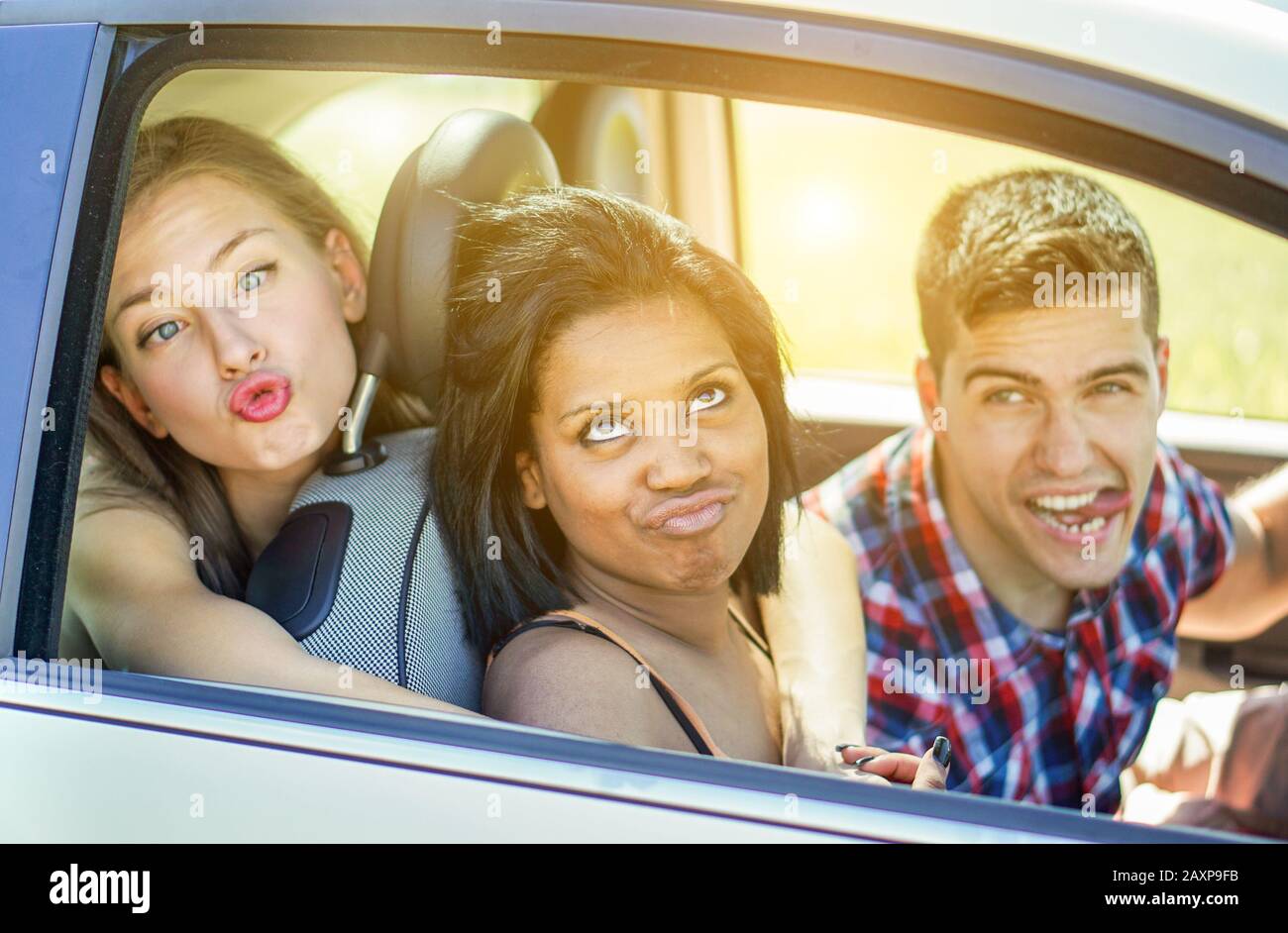 Funny people in car hi-res stock photography and images - Alamy
