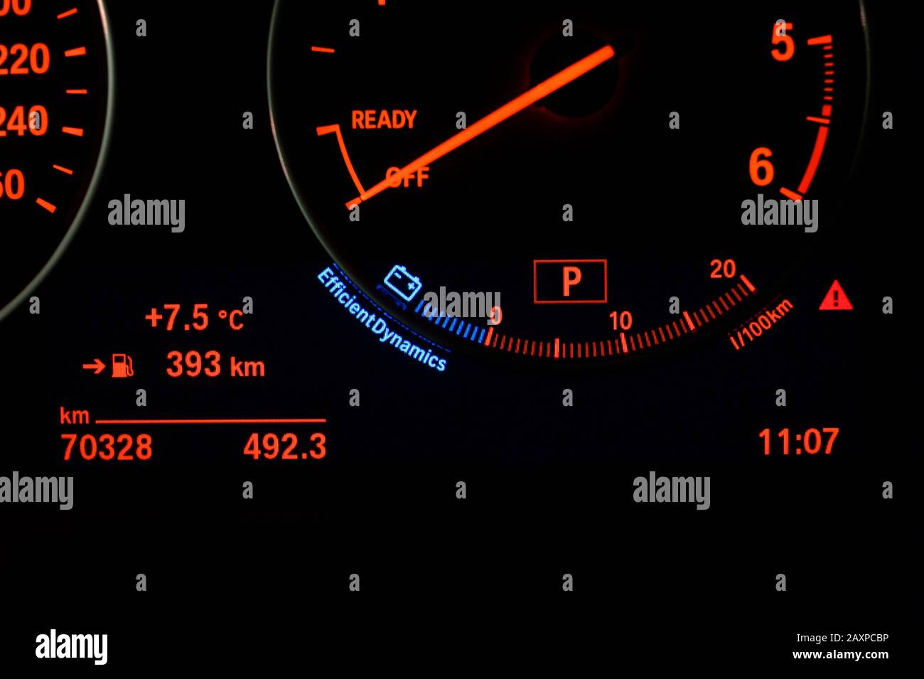 Tachometer with instrument panel with display Efficient Dynamics, fuel ...