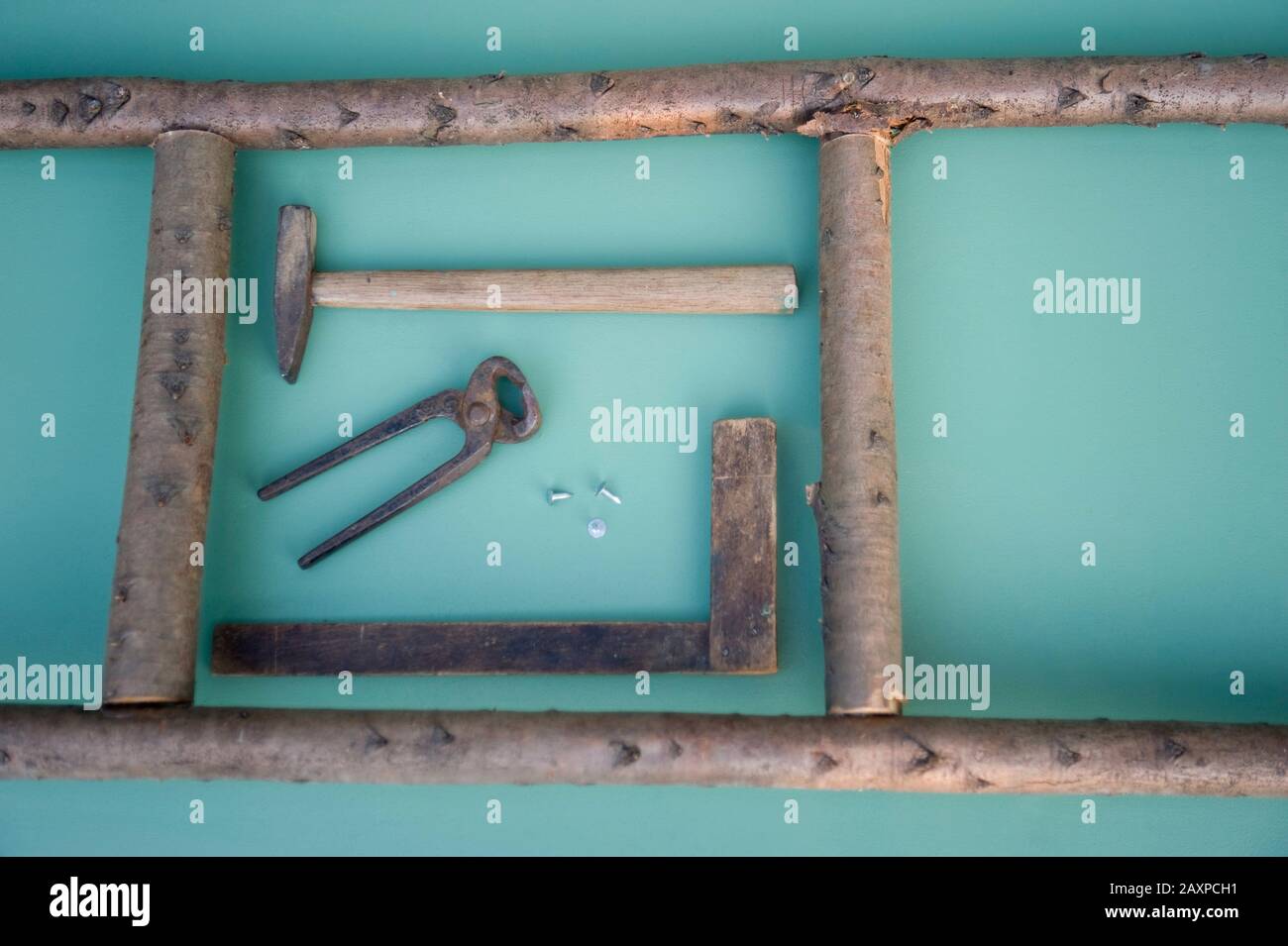 Home made ladder hi-res stock photography and images - Alamy