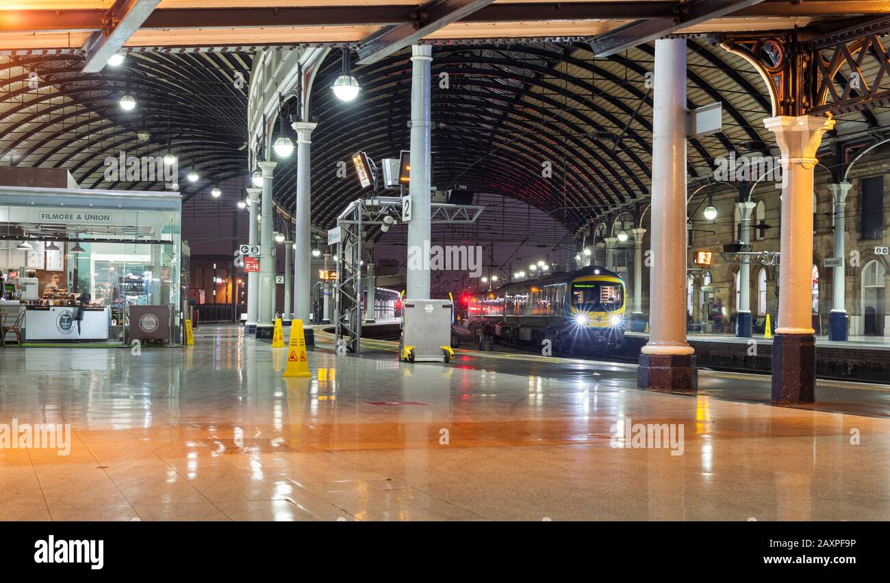Trans pennine express train at newcastle central station hi-res stock ...